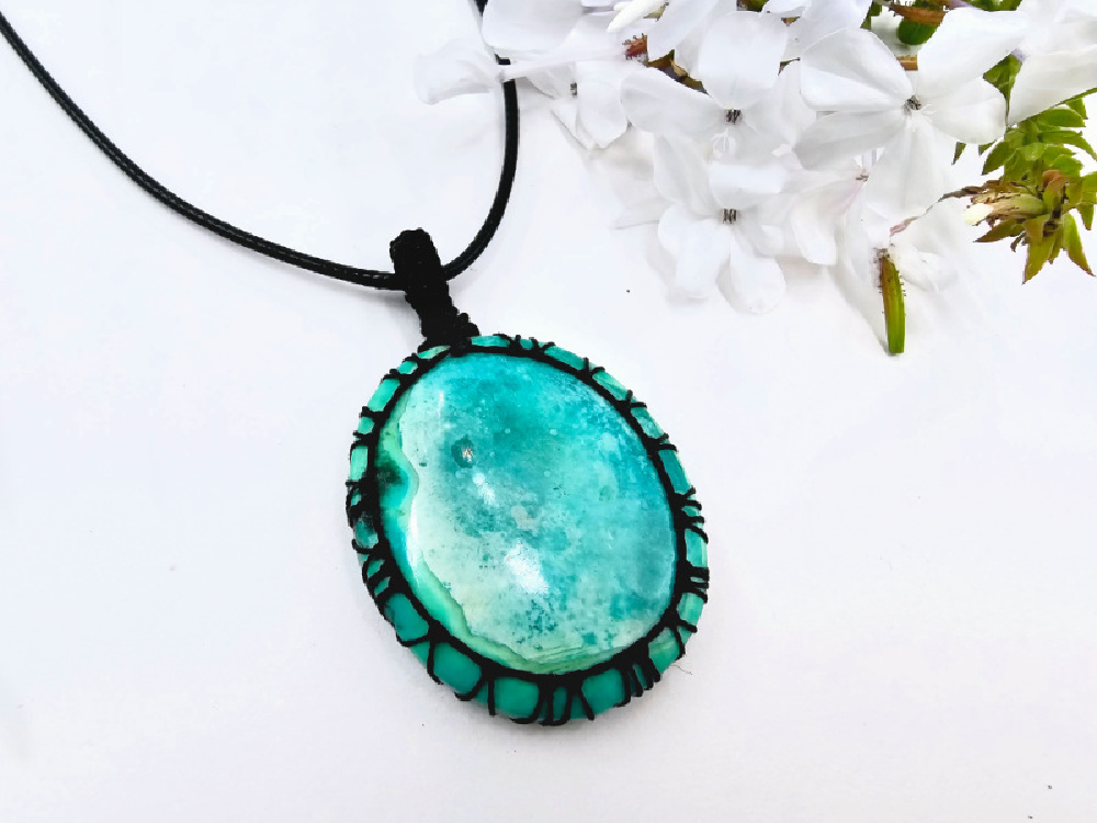 Gem & Crystal Necklaces Archives - Page 3 of 4 - Hello Indigo Halo