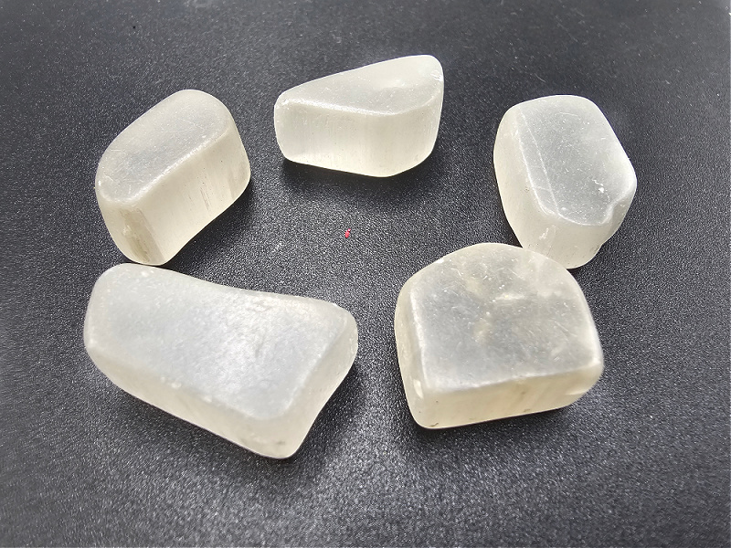 *Ulexite TV Stone (3-4cm) - Hello Indigo Halo